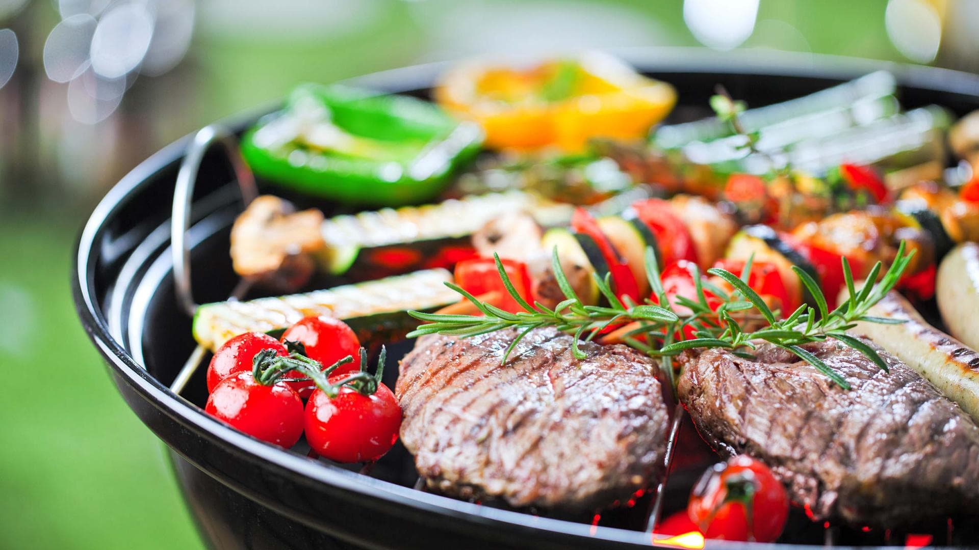 Indirektes Grillen: So machen es die Profis