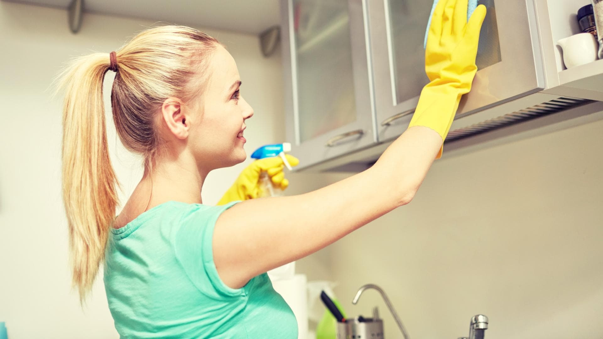 Professionell putzen: Alles sauber in acht Schritten