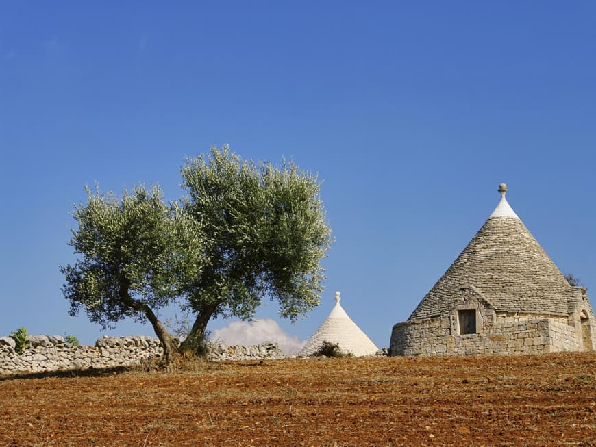 Apulien: Urlaub mit Traumstränden und Trulli-Häusern